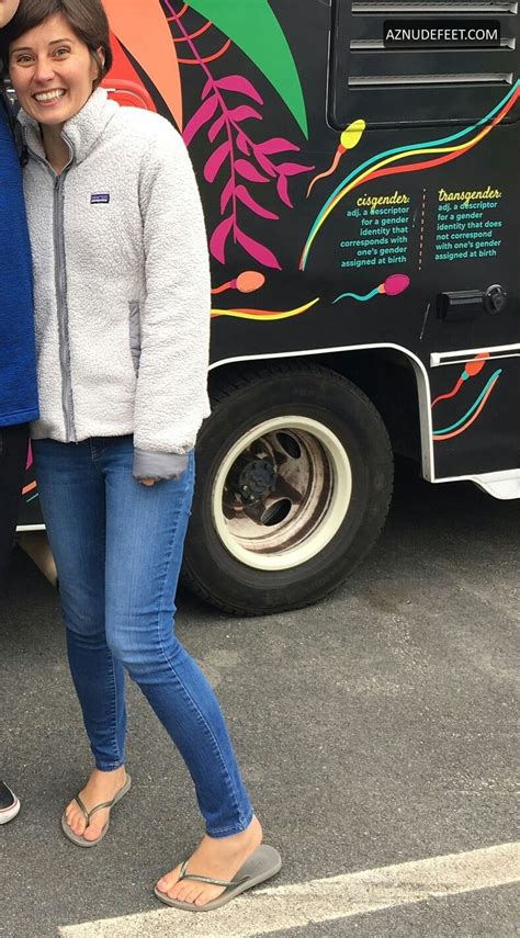 Lindsey Doe Feet Aznudefeet