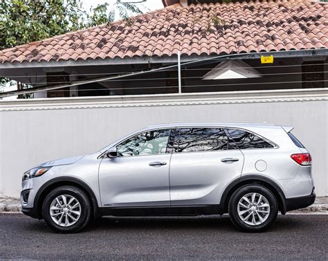 Kia Sorento Lx 2017 Selfi Motors