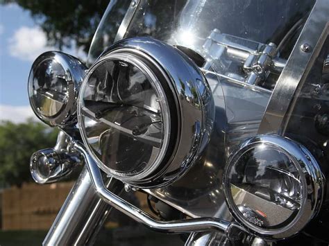 چراغ ال ای دی جلو موتور لامپ زرد سفید پرنور پرش بالا آراد برندینگ