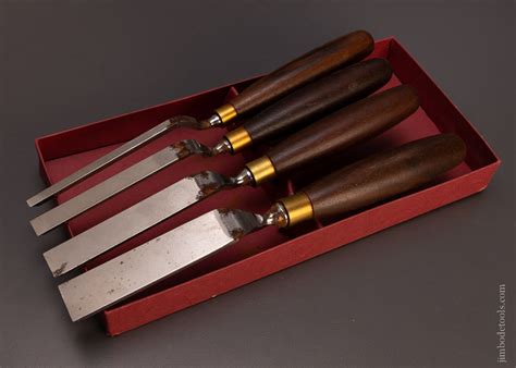 4 Piece Wood Cranked Chisel Set Near Mint In Box Rosewood Crown 1075