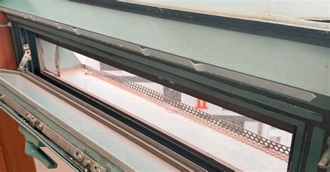 서비스 시작 전 특이사항에 대한 안내와 진행 방법을 꼼꼼히 안내해주셔서 좋았습니다 집 계약시 전 세입자가 있어 방상태를 제대로 확인 못한 상태에서 청소를 진행했는데 미처