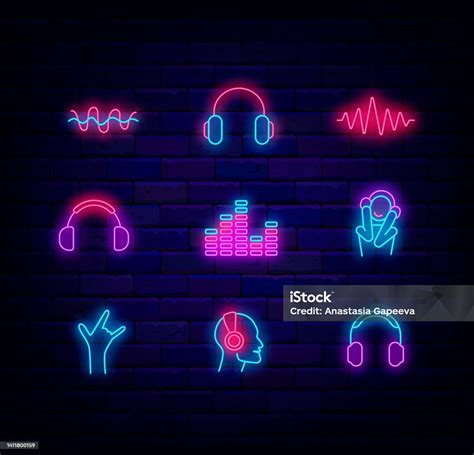 음악 네온 아이콘 컬렉션 오디오를 듣는 남자 이퀄라이저와 음파 뮤직 스토어 엠블럼 벡터 일러스트 레이 션 네온에 대한 스톡 벡터 아트 및 기타 이미지 Istock
