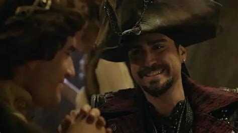 Prens Dizisinde Kaptan Van Dijk Rolünü Çağlar Ertuğrul Oynuyor Haber Jet