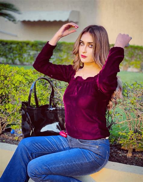 Rida Qaiser Rpakibeauties