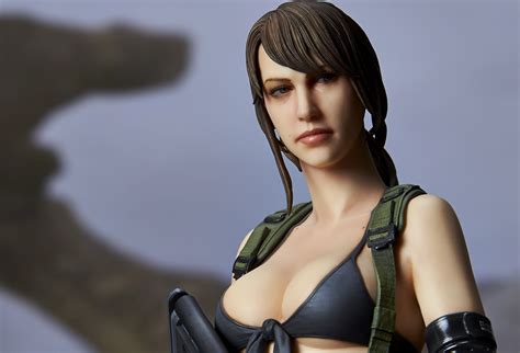 New Metal Gear Solid V The Phantom Pain S Quiet Statue By Gecco Is Sexy And Awesome