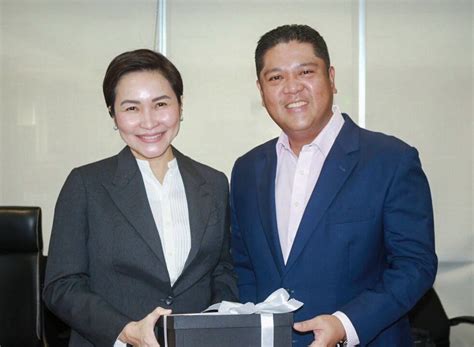 Nina V Posadas On Linkedin An Amazing Encounter With Weena Kapunan