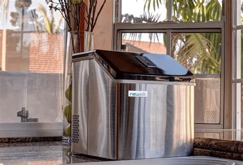 From Water To Ice Understanding How Ice Makers Work VEVOR Blog