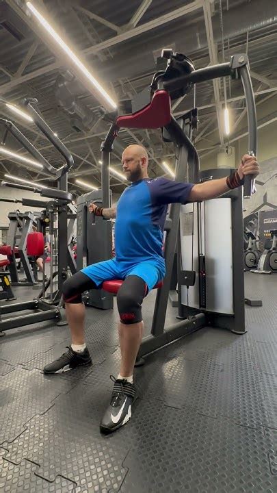 11 05 24 Сведение в тренажёре на грудь 5 12 Youtube