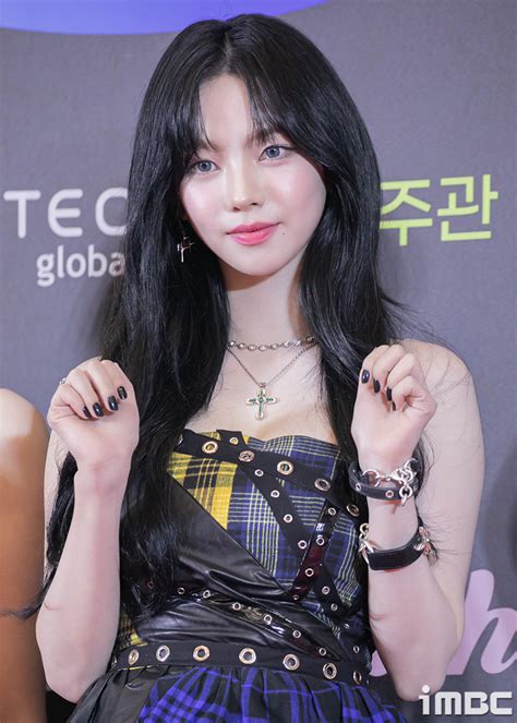 포토 에스파 윈터 지젤 카리나 닝닝 시대유감 매력