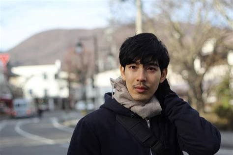 บันเทิงหน้าตุ๊ด จี๋ สุทธิรักษ์ นักแสดงหน้าใหม่ของช่อง Facebook