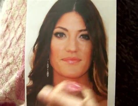 Jennifer Carpenter射精致敬 Xhamster