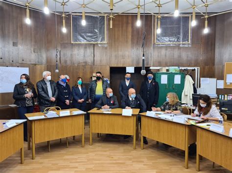 Красен Кралев регистрира листата на ГЕРБ СДС за кандидати за народни представители на Русе