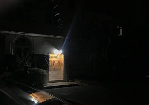 خانه شهید آیت الله رئیسی پس از مراسم خاکسپاری عکس