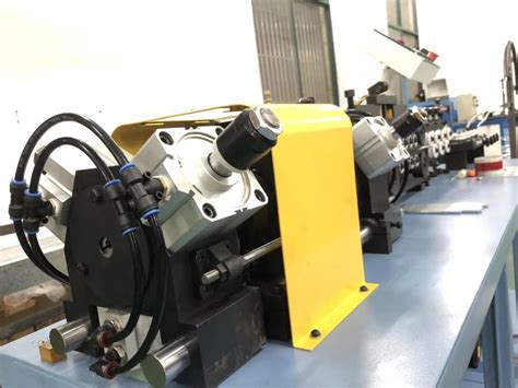 铜管高精度调直轮同步带伺服手动自动管材数字无屑切割气动翻转 虎窝淘