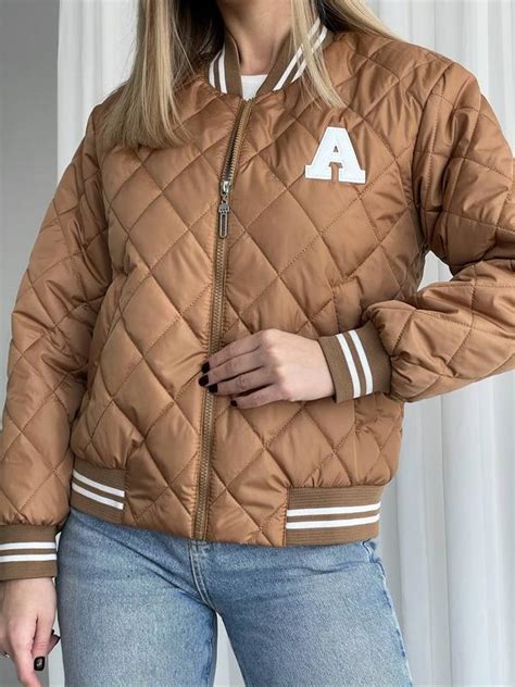 Бомбер — ціна 1200 грн у каталозі Куртки Купити жіночі речі за доступною ціною на Шафі Україна