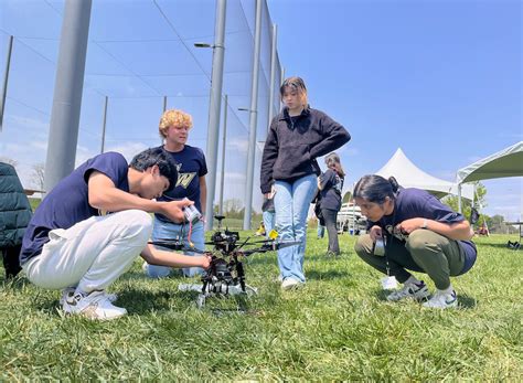 Multidisciplinary Senior Design Team Showcases Remarkable Innovation At Rtx Autonomous Vehicle