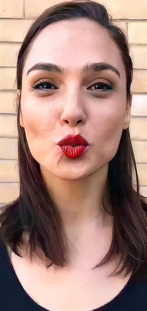 Gal Les Manda Un Besito 😏 Grayson The Wonder Memes