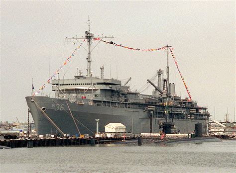 Uss L Y Spear As 36 Class Photographs