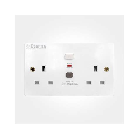 Eterna Twsarcdwh Twin Unswitched Rcd Socket Candw Berry