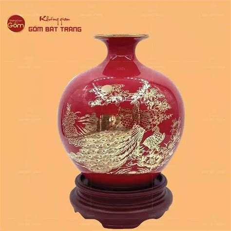 Bình Hút Lộc Màu Đỏ Vẽ Vàng Kim Chim Công Hoa Đào Không Gian Gốm Bát