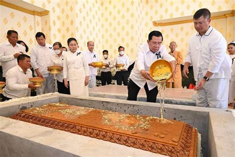 ពិធីបញ្ចុះសពលោកជំទាវ ប៊ុន សុថា ត្រូវបាន បញ្ចុះនៅវត្តបទុមវតី នៅព្រឹកថ្ងៃទី០៧ ខែកុម្ភៈ