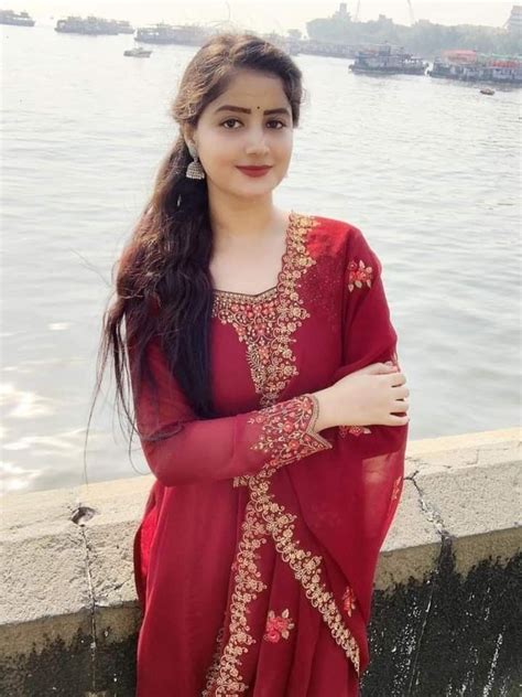 Pin By Jyoti Naik On Beautiful Beautiful Dresses For Women Beautiful