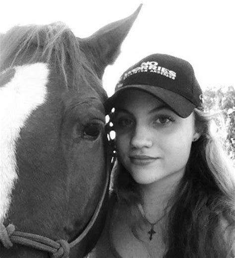 Took this awhile ago but here s a selfie of Ruby and me Training s going great Noëlle