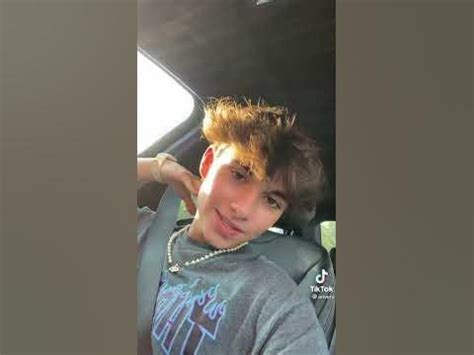 TikTok arivera - YouTube