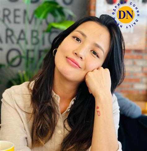 Э Дөлгөөн Хүүхдээ хайрлах хайраа үг үйлдлээрээ илэрхийлэх хэрэгтэй Dnn Mn