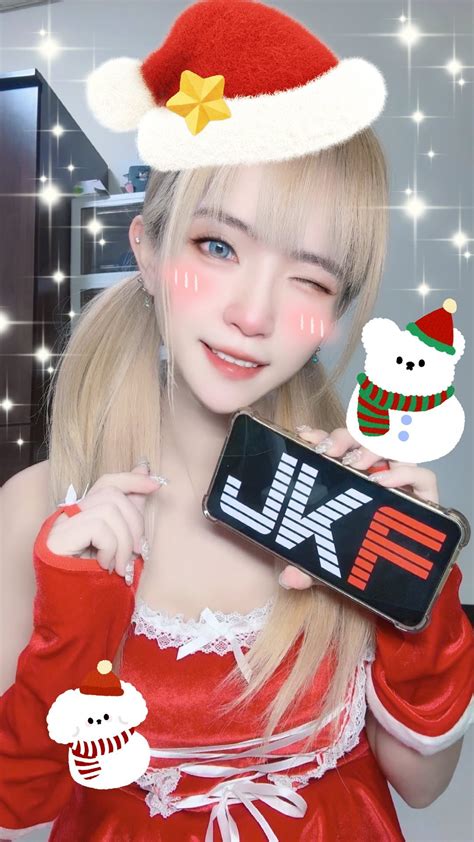 各位聖誕快樂！聖誕也要記得幫我投票唷！ Profile 987367 每天請粉絲們投起來⬆️ Jkf捷克論壇 Jkf女郎 Jkftaipei