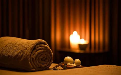 8 Types Of Senior Massage Therapy Techniques And Their Benefits For