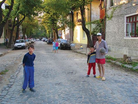 Structure Non Structure