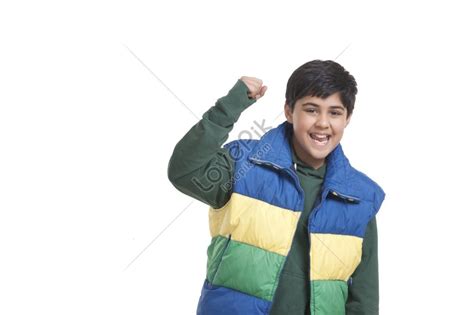 환호하는 소년의 초상 사진 무료 다운로드 Lovepik