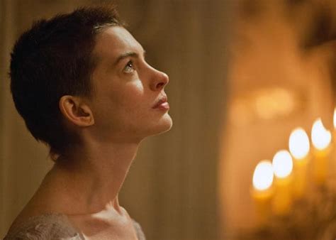 Anne Hathaway Thinks She Lacks Sex Appeal