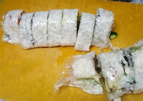 연어 아보카도롤 연어요리