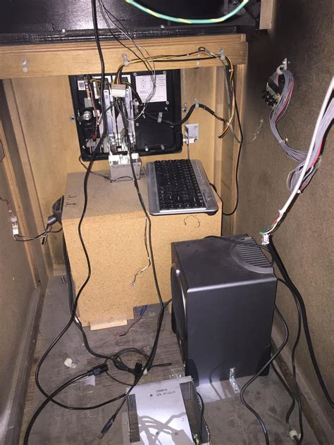 Given Controls Cabinet Crt Monitor Etc With Broken Computer I Have