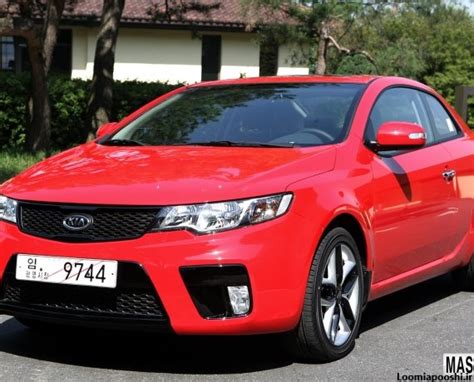 عکس ماشین سراتو کوپه قرمز