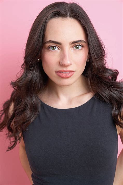 Headshot And Resume Sophia Sherman