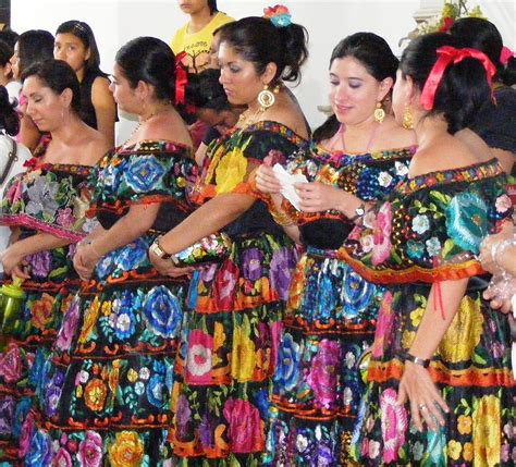Los Trajes Típicos De Chiapas Coyotitos Dress Fashion Chiapas