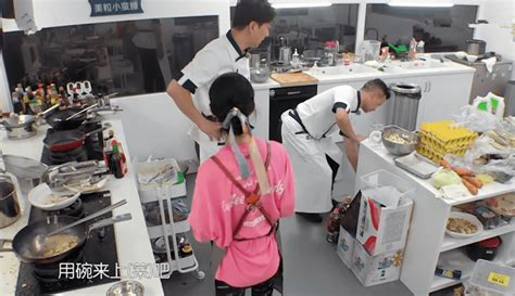 中餐厅4林述巍三次炸锅为何还坚持用砂锅这就是他专业地方 搜狐大视野 搜狐新闻