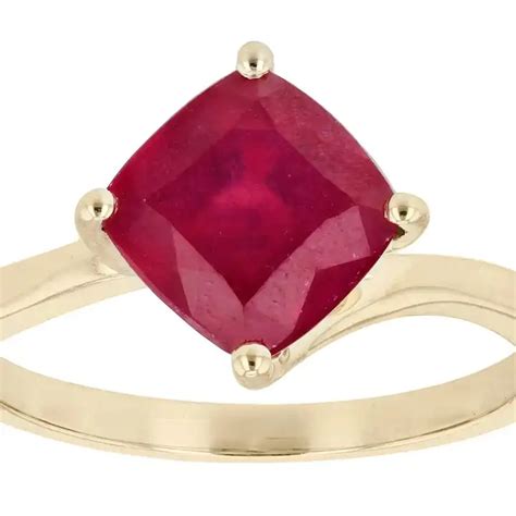 Radiant Romance The Red Mahaleo Ruby 10k Yellow Gold Solitaire Ring