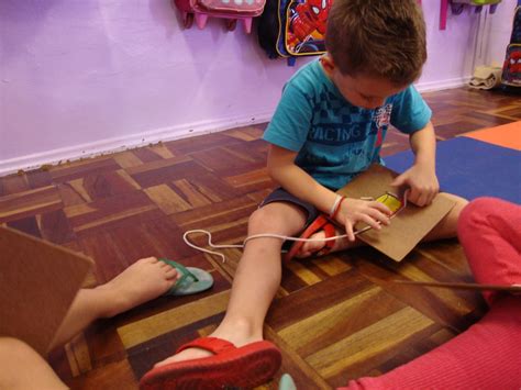 Escola Municipal De Educação Infantil Arco Íris M3a Brincando Com