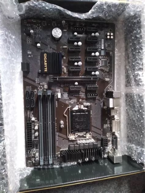 Gigabyte B250 Fintech Lga 1151 Ddr4 Atx Mininggaming Motherboard £30