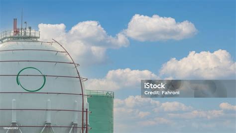 산업용 가스 저장 탱크 Lng 또는 액화 천연 가스 저수지 탱크 석유 정유 공장에서 원형 또는 볼 가스 탱크 석유 화학 산업 Lpg 또는 프로판 가스의 글로벌 시장 소비