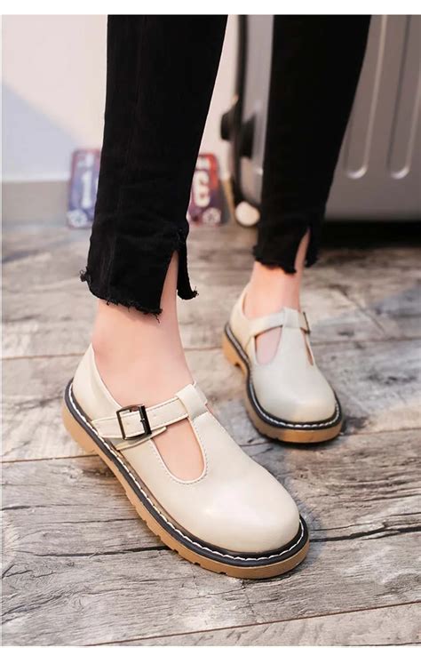 Bangjiao новые женские туфли на плоской подошве Туфли Mary Jane с круглым носком удобная