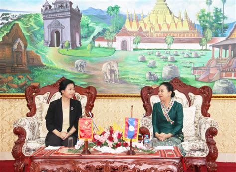 ຮອງປະທານສະຖາບັນວິທະຍາສາດເສດຖະກິດ ແລະ ສັງຄົມແຫ່ງຊາດ ຕ້ອນຮັບຄະນະແທນຈາກສະຖາບັນວິທະຍາສາດສັງຄົມ