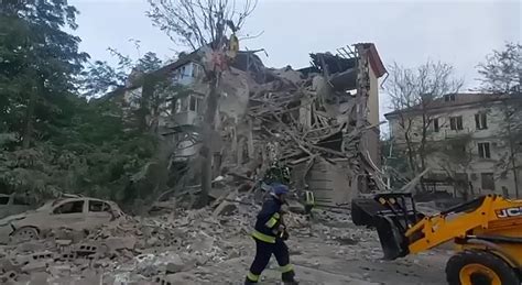 Двое погибших и десять раненных после удара по Запорожью Лента новостей Запорожья