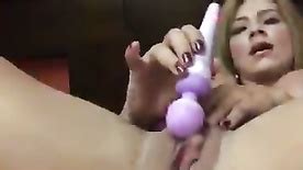 Bucetuda Loira Usando Brinquedos Na Vagina Cnn Amador
