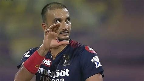 Split Webbing Injury Why Harshal Patel Left Rcb What Happened To