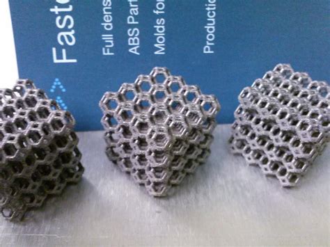 3d Printed Aluminum Lattice Cube Weighs Just 3 9g And Holds Up To 900lbs 408kg Over 100 000